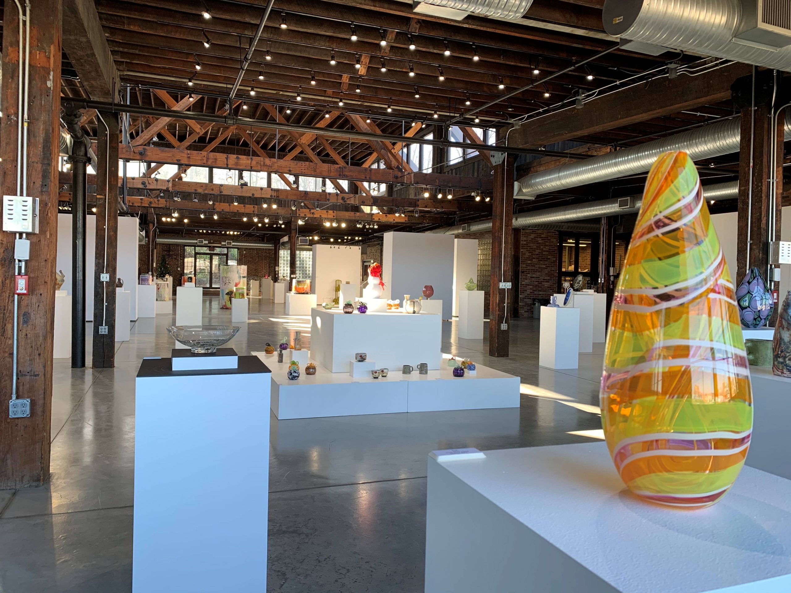 Holidays at the Belger Crane Yard Gallery – Crossroads Arts District